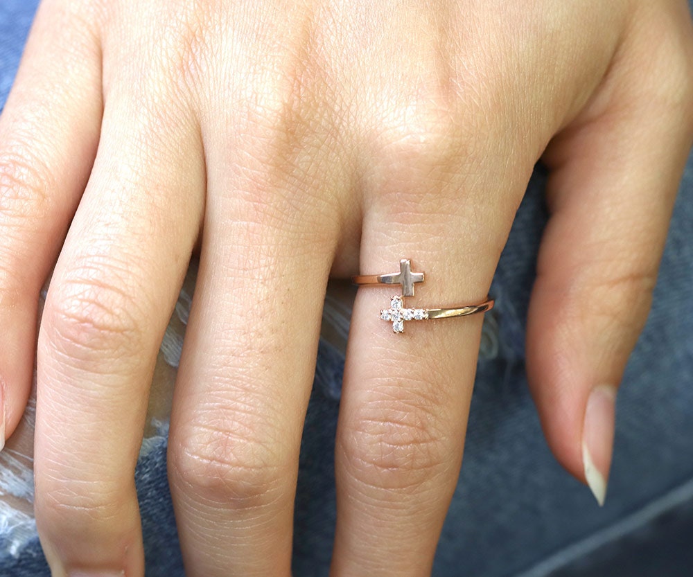 Religious Jewelry / 14k Gold Cross Ring / Diamond Ring / 14k - Etsy