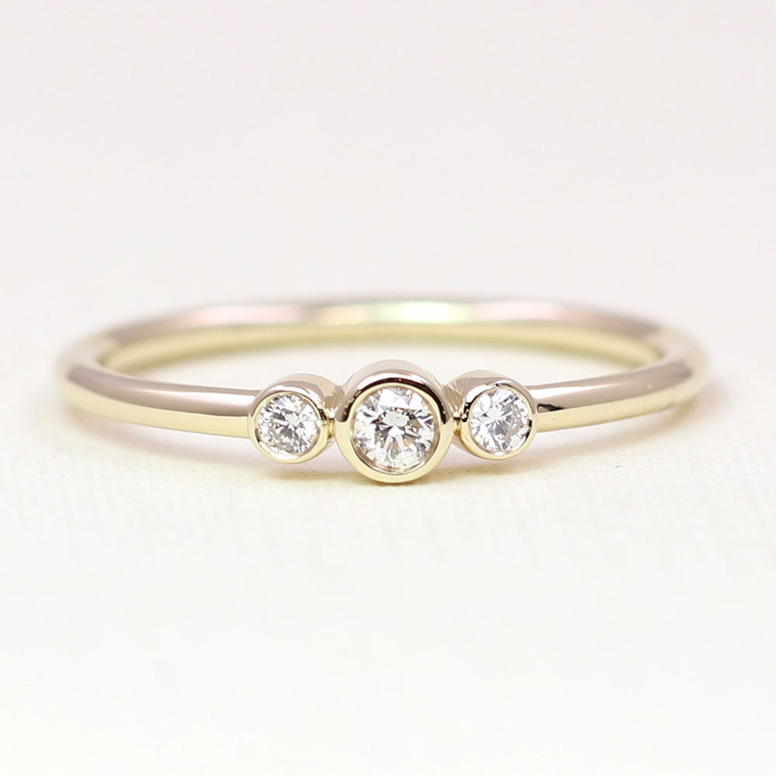 Dainty Diamond Ring / Simple Diamond Band / Diamond Wedding - Etsy