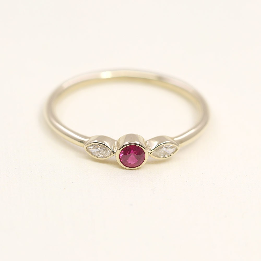 Ruby Wedding Band / Diamond Wedding Ring / 14k Gold Ruby Ring - Etsy