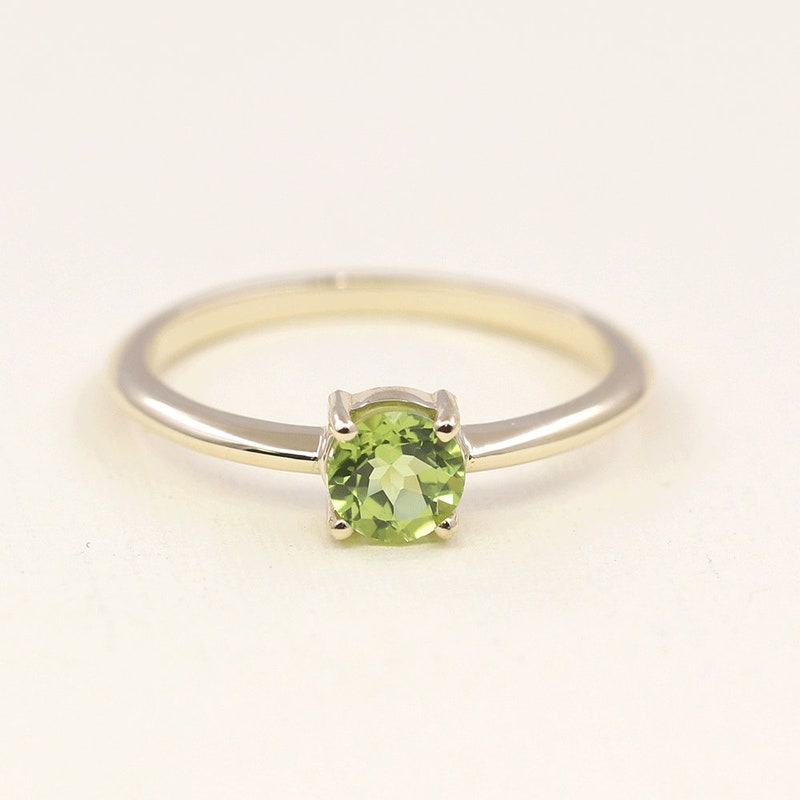 Peridot Engagement Ring - Etsy