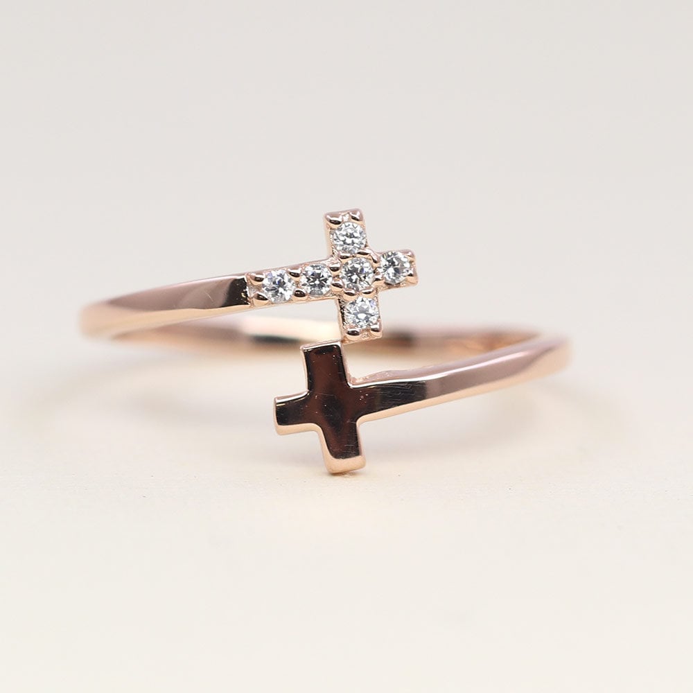 Religious Jewelry / 14k Gold Cross Ring / Diamond Ring / 14k - Etsy