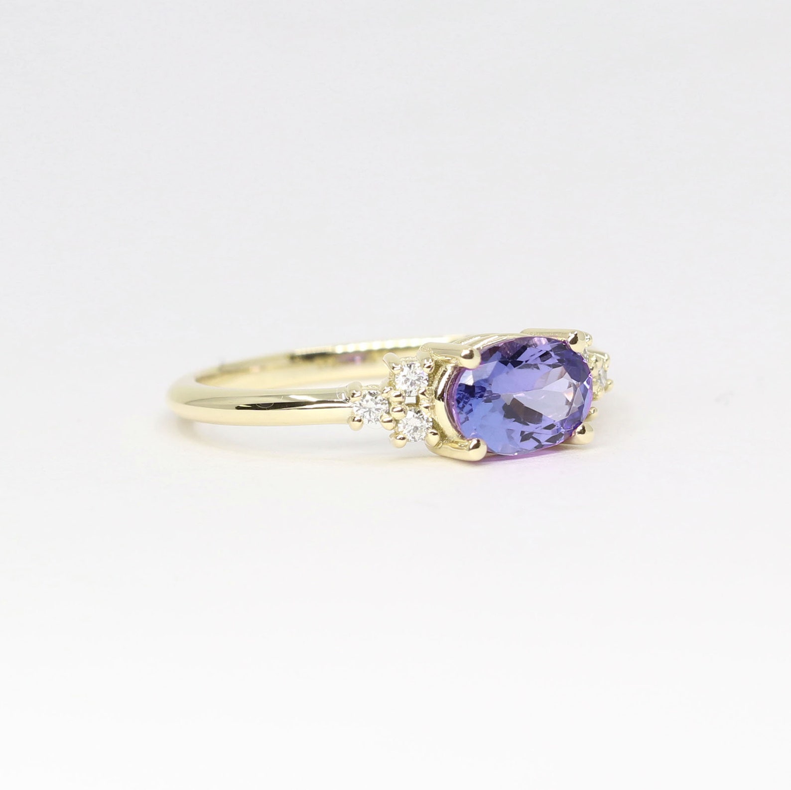 Oval Tanzanite Diamond Engagement Ring / Diamond Cluster Ring - Etsy