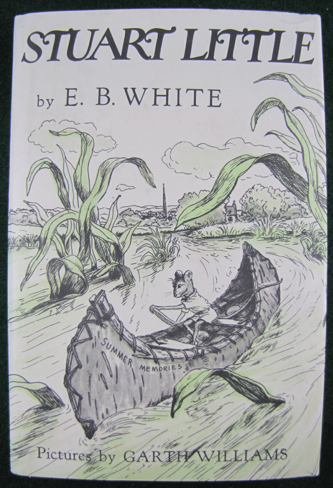 Stuart Little // LIKE NEW 1945 Hardback W Jacket // White & Garth ...