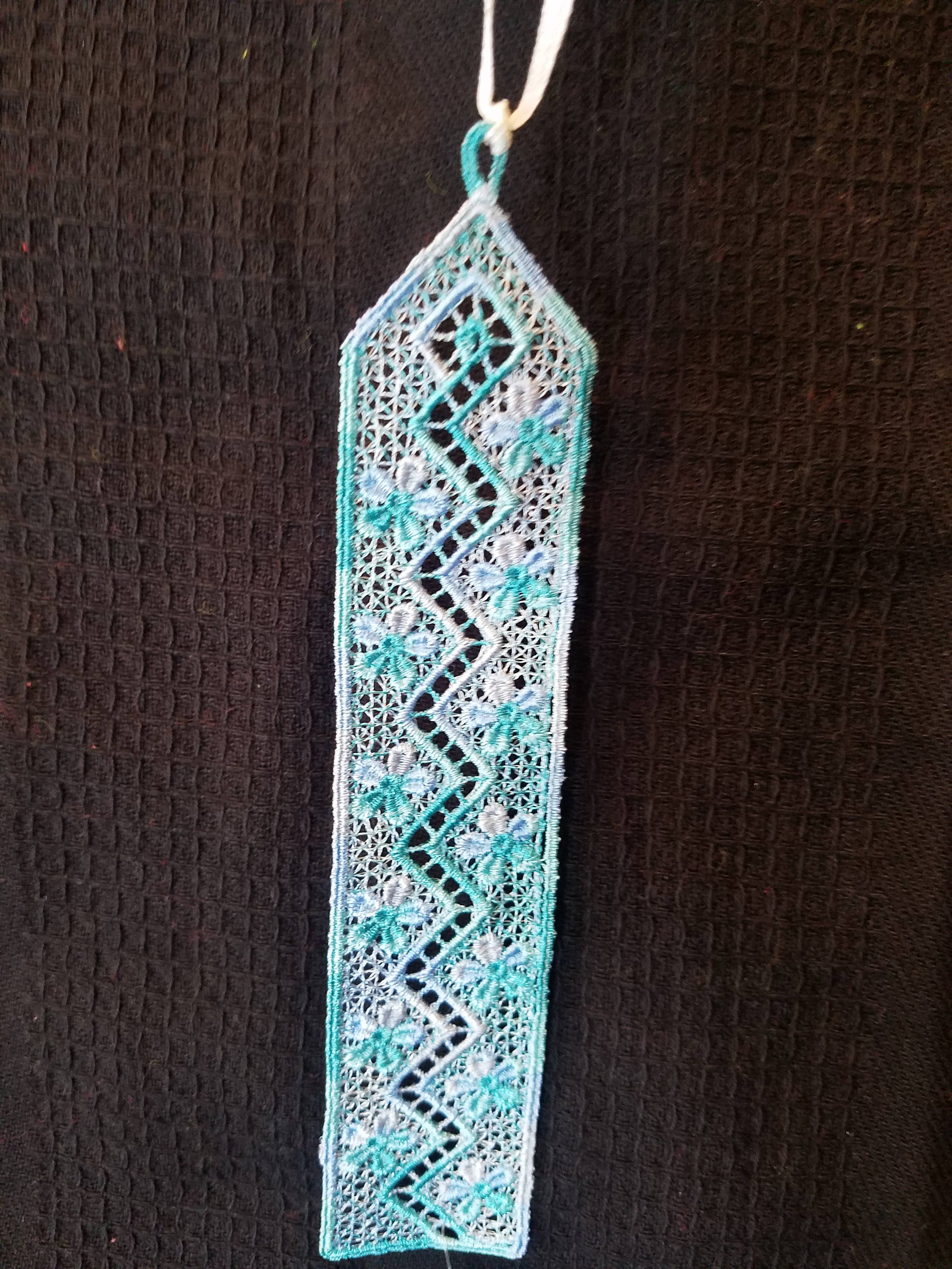 Free Standing Lace Bookmark - Etsy
