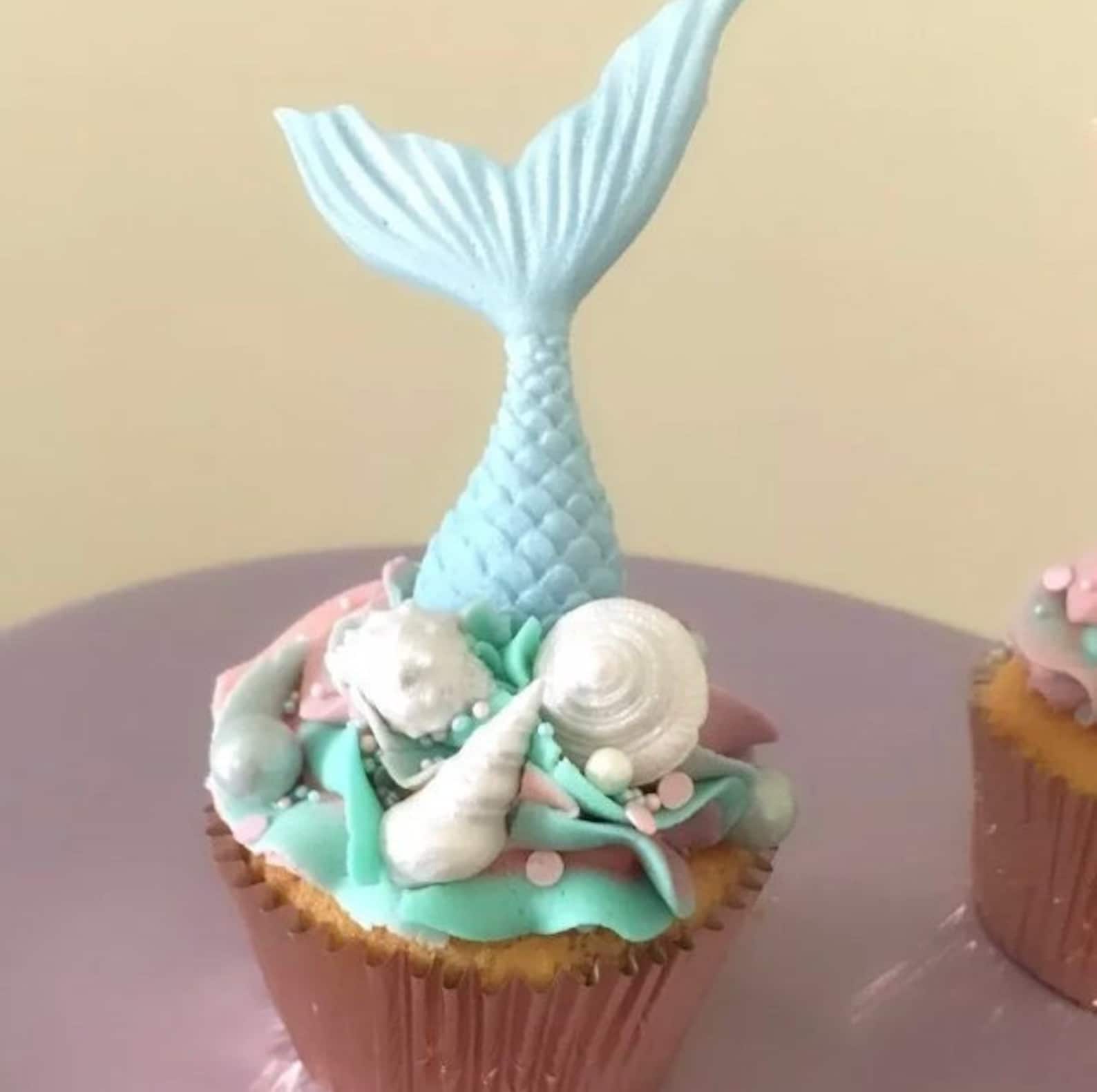 24 Edible Sugar Natural Effect Seashells Cake Toppers Cake Decorations ...