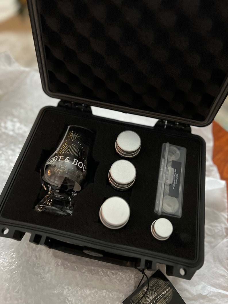 Mobile Bourbon / Whiskey Tasting Kit - Etsy