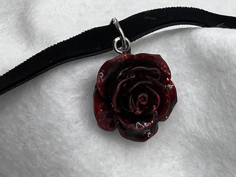 Red and Black Rose Choker on Velvet Adjustable Length - Etsy