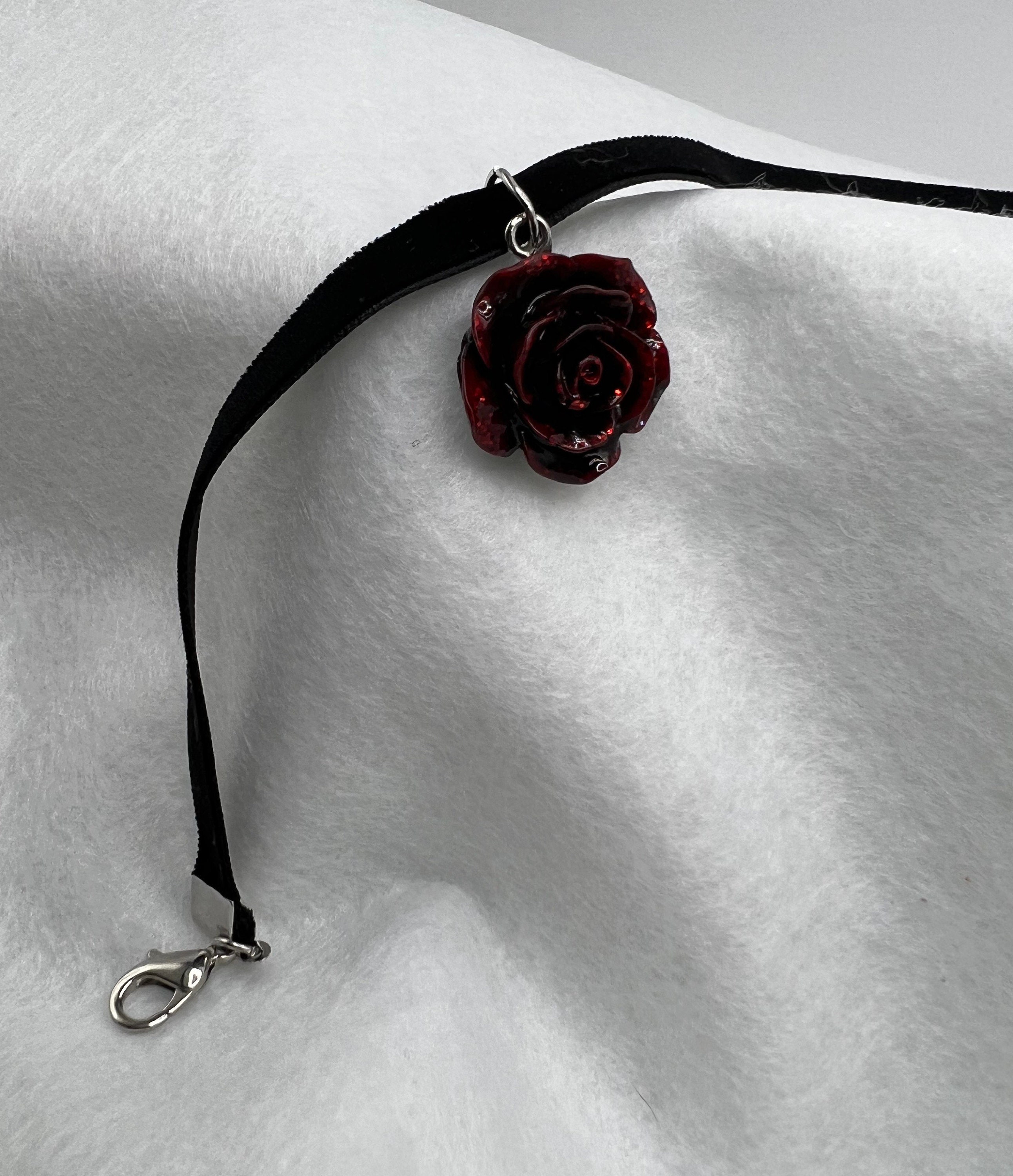 Red and Black Rose Choker on Velvet Adjustable Length - Etsy