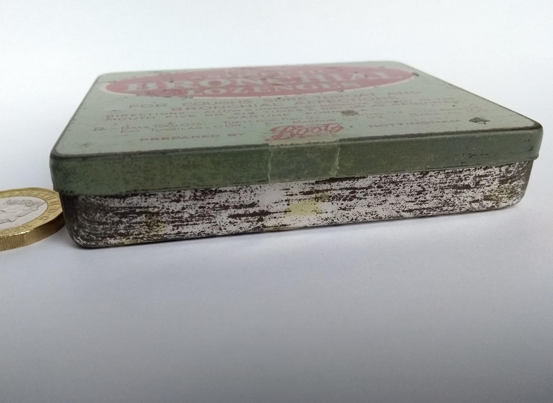 SMALL VINTAGE TIN 1940s Throat Sweets Tin Vintage Pastille - Etsy UK