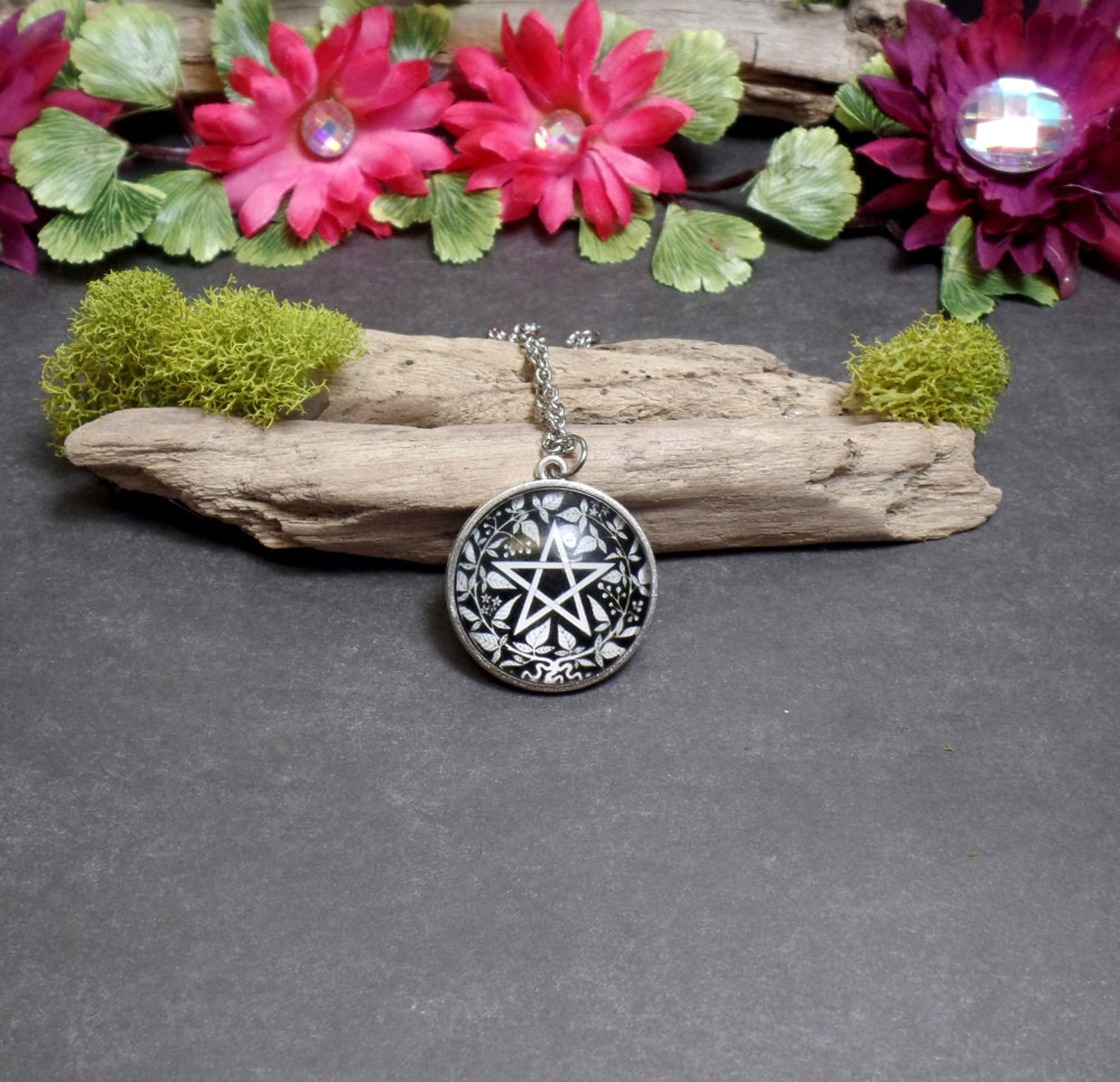 Floral Pentacle Necklace Black and White Pentacle Glass | Etsy