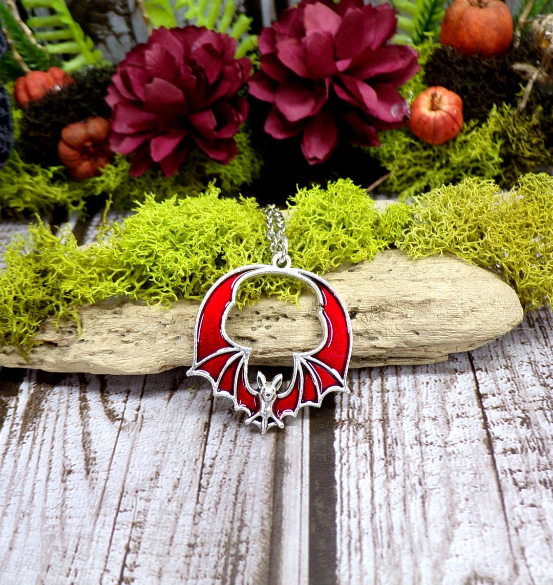 Red Bat Necklace, Bat Wing Necklace, Halloween Bats, Vampire Bats ...