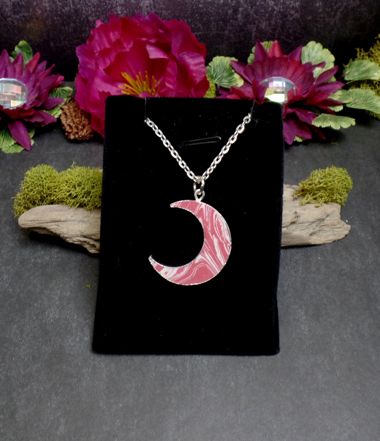 Red Swirl Clay Moon Necklace Red &white Moon Red Crescent - Etsy
