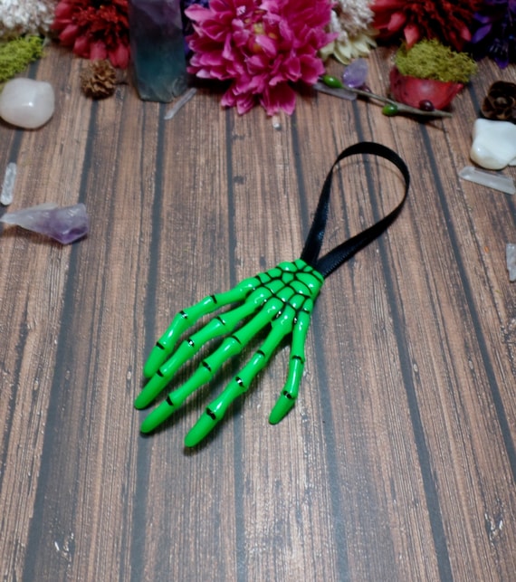 2 Green Skeleton Hand Ornaments Pastel Goth Halloween Tree - Etsy