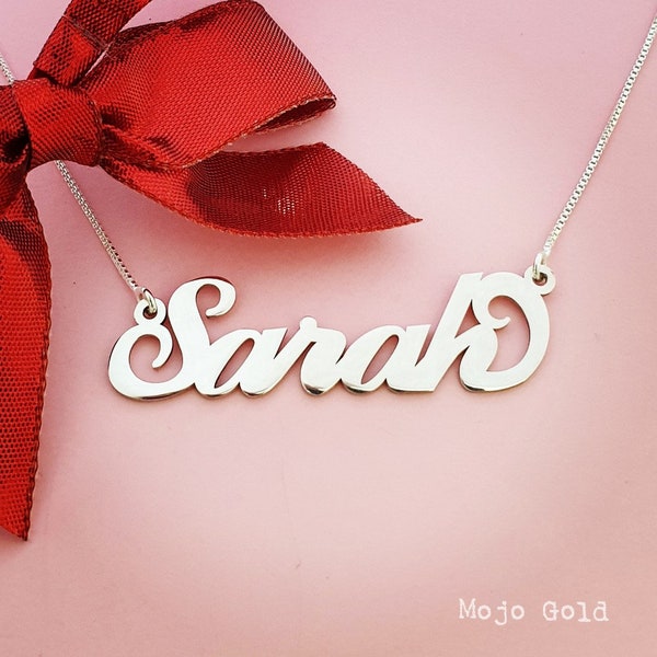 Sarah Name Necklace - Etsy