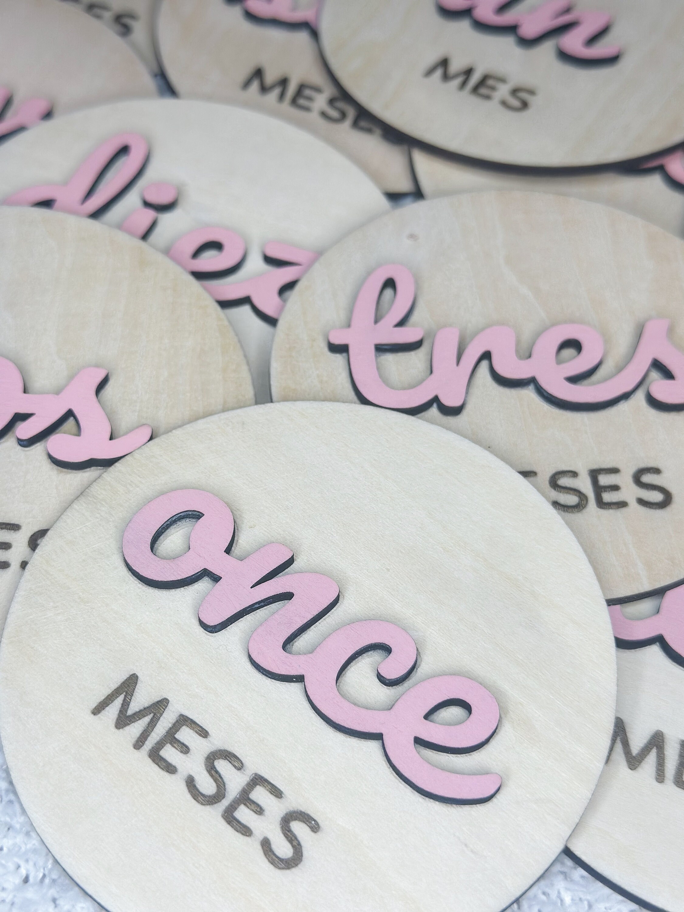 Spanish 3D Wooden Monthly Milestone Discs for Baby Photos Engraved Wood ...