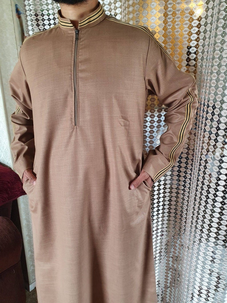 NEW STOCK Thobes Thobe Ielegant Designer Thobe Arabic | Etsy