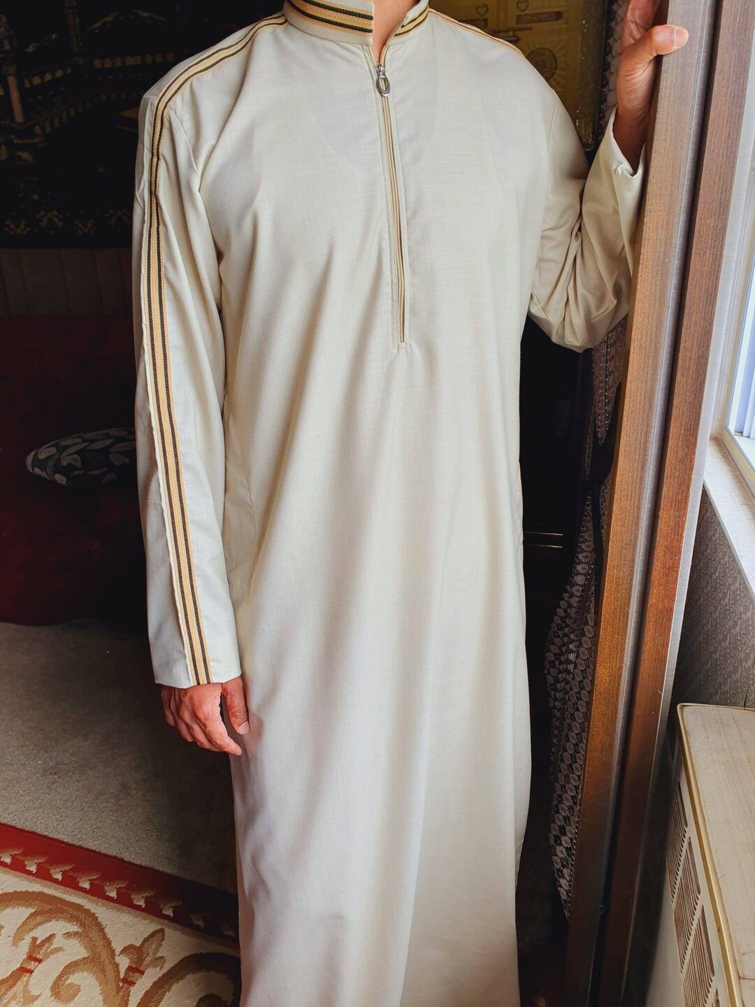 NEW STOCK Thobes, Thobe, Ielegant Designer Thobe, Arabic Dress, Islamic ...