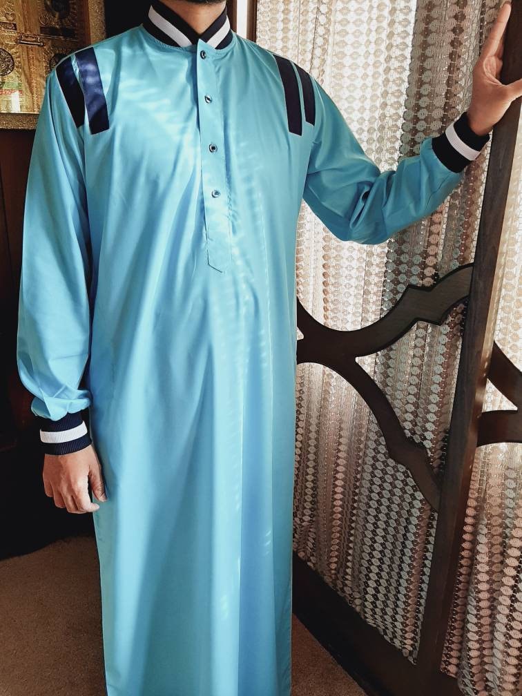 Thobe Arabic Jhubba for Muslim Prayer Clothing, Thobes for Men, Middle ...