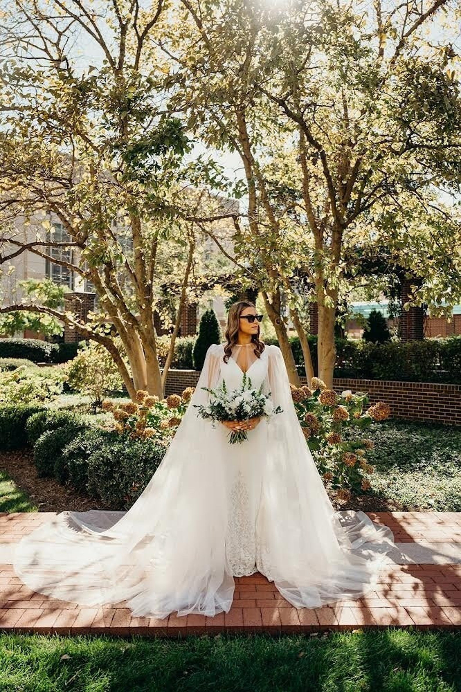 Tulle Bridal Cape Veil With Structure Shoulder, Cathedral Wedding Cape ...