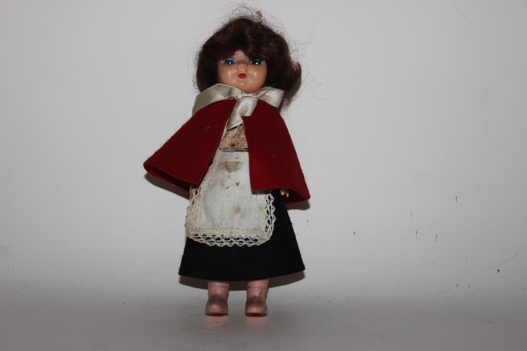 Vintage Costume Doll, Welsh National Dress, 1950s, Hard Plastic ...