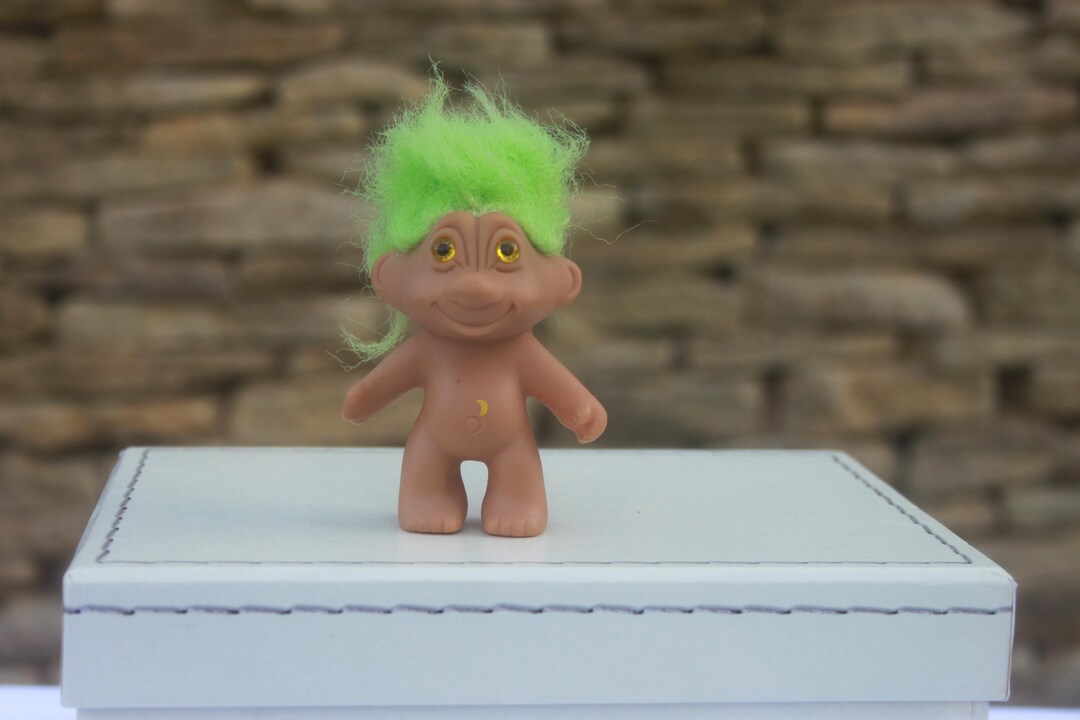 Vintage Small Troll With Green Hair Yellow Eyes Yellow Moon 3" Tall ...