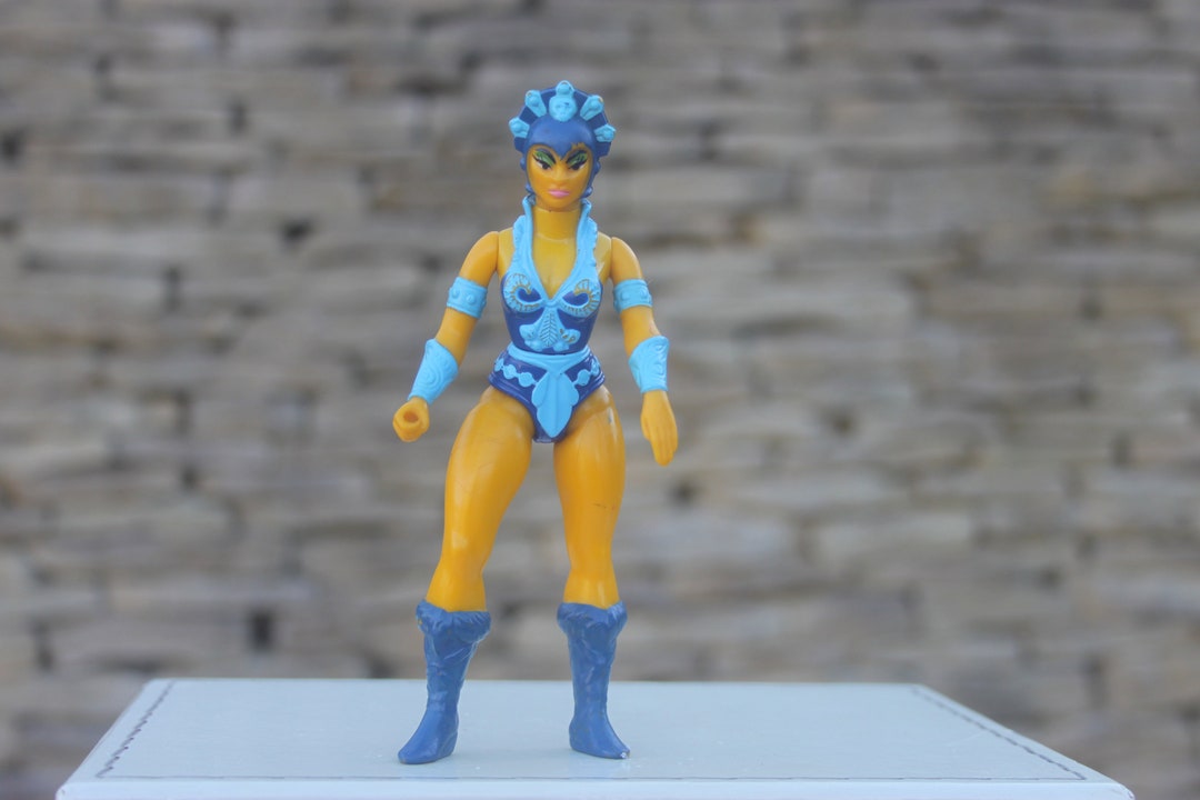 Masters of the Universe Evil Lyn 1980s Action Figures 14 Cms, Basic ...