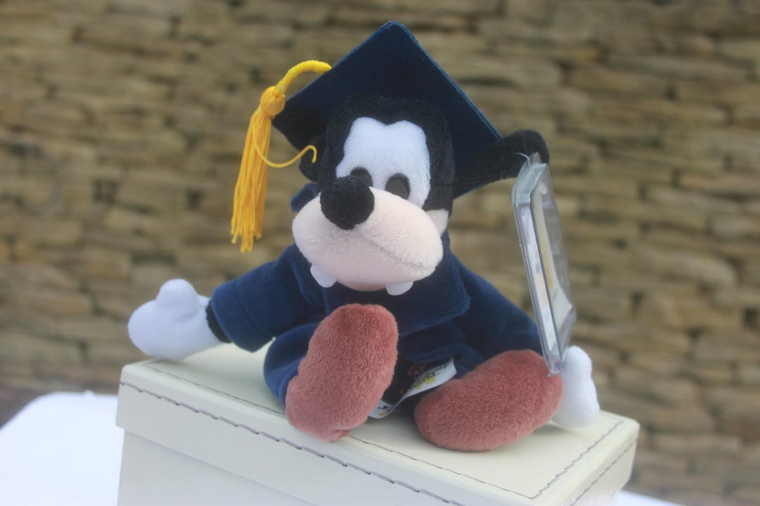 Walt Disney Vintage Plush Goofy Grad Night Beanie Toy With Tags, Blue ...
