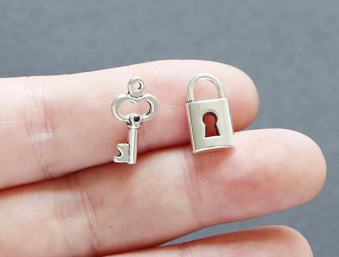 12 Lock and Key Charms Antique Silver Tone 2 Sided so Cute - Etsy