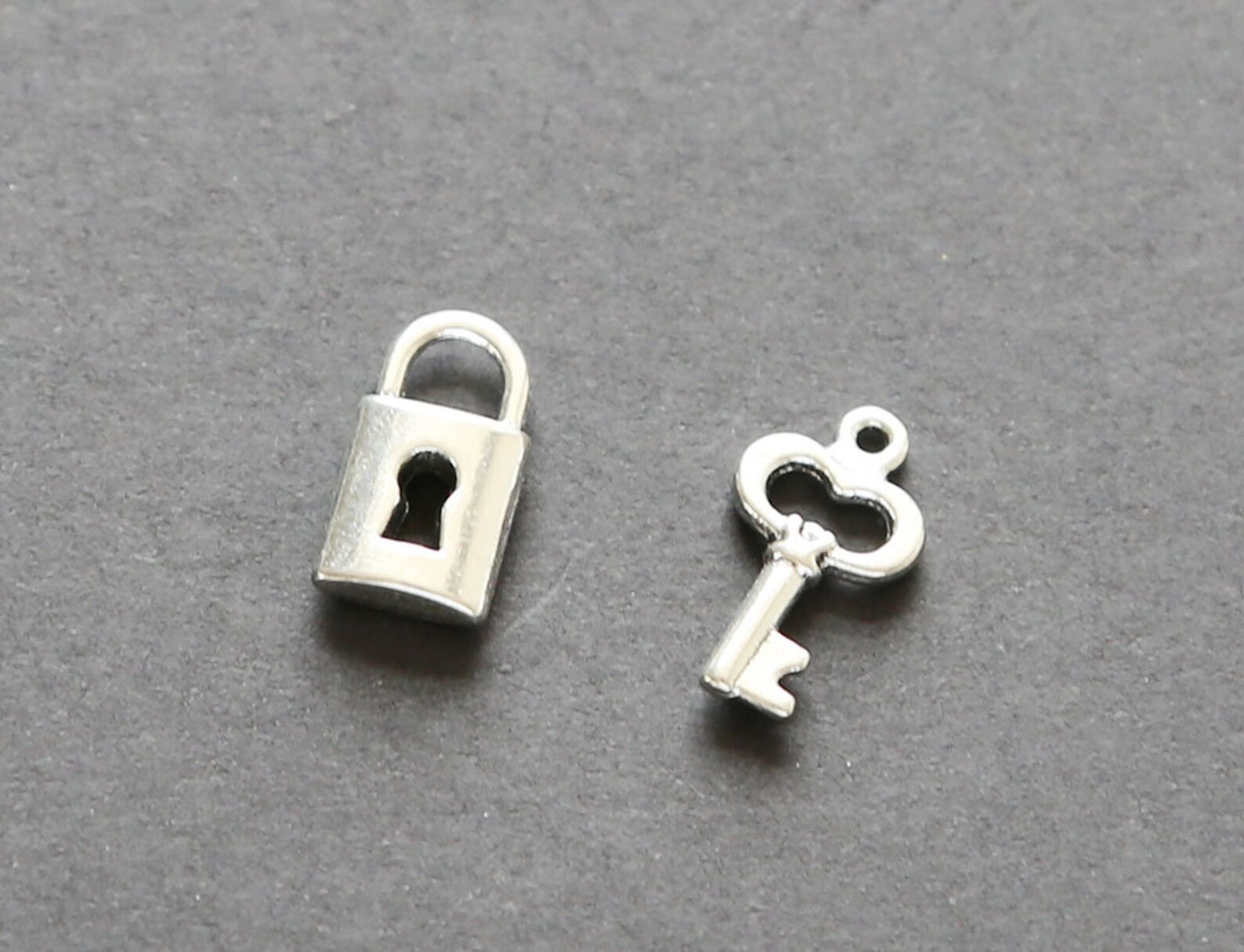 12 Lock and Key Charms Antique Silver Tone 2 Sided so Cute - Etsy