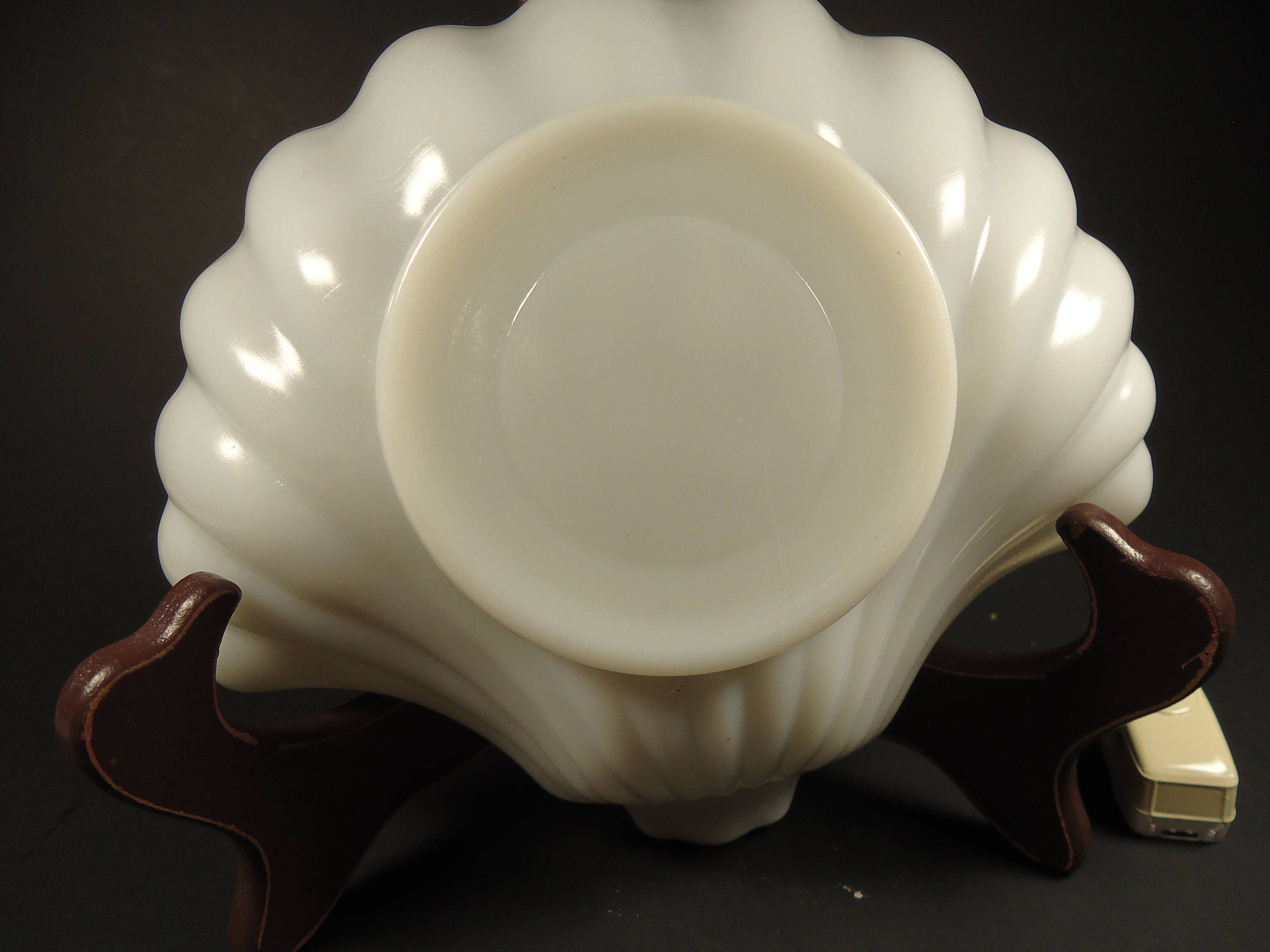 Milk Glass Sea Shell Shaped Dish - Etsy UK