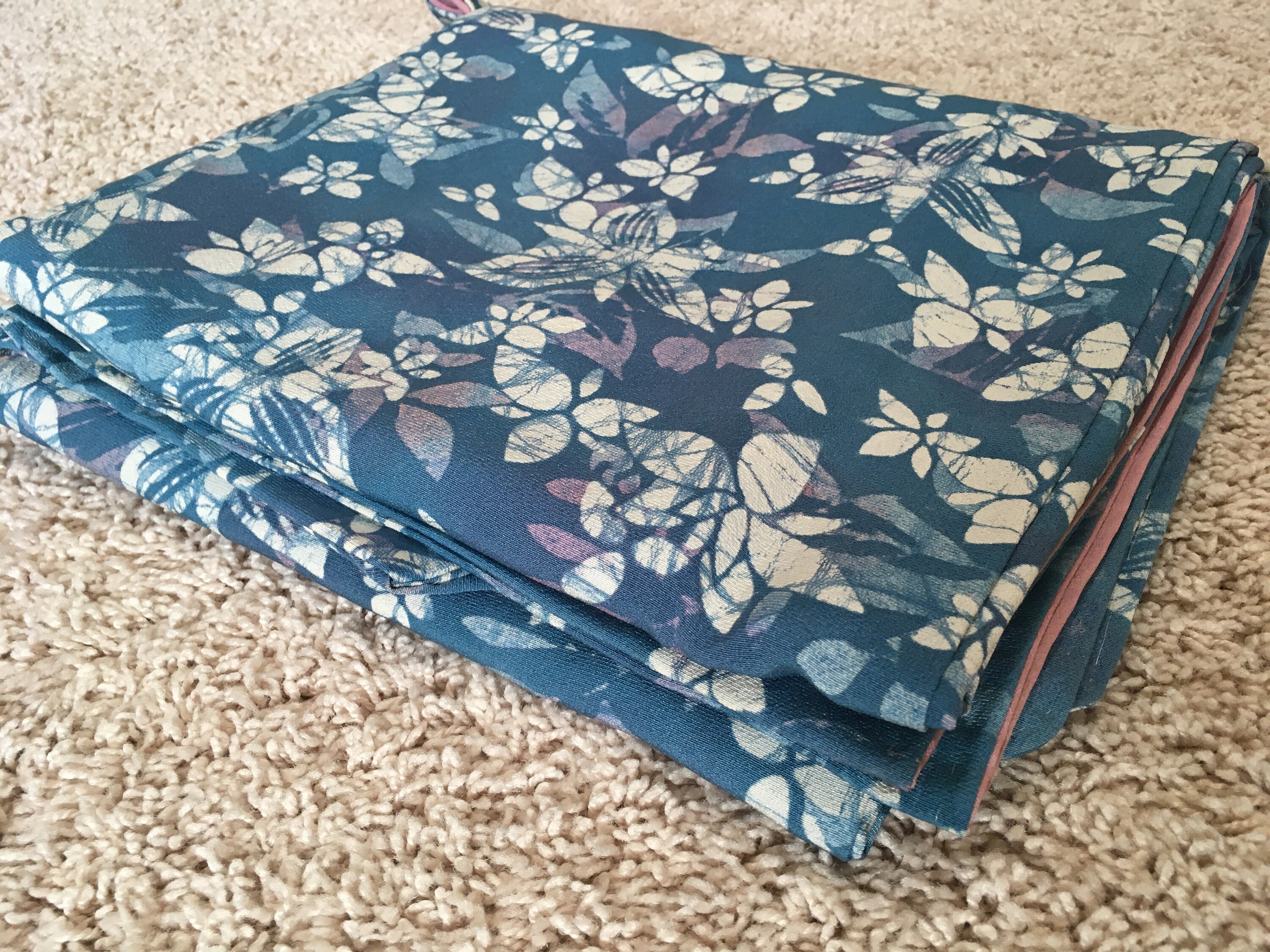 Japanese Vintage Silk Fabric Kimono, Komon, Floral Wagara Pattern, Blue ...