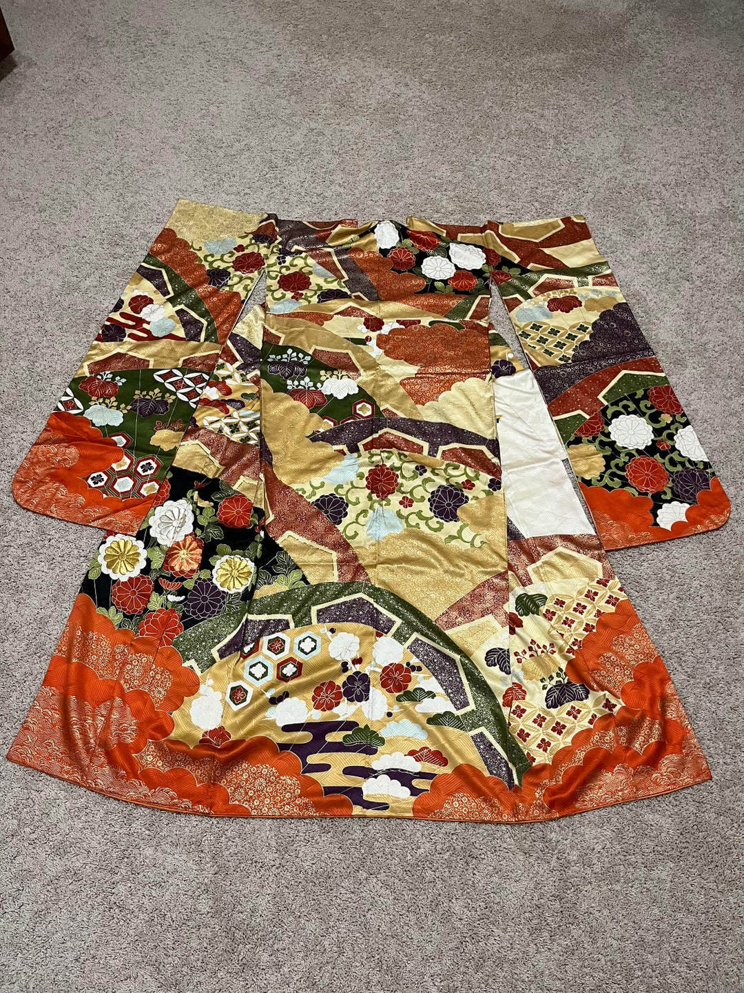 Japanese Vintage Silk Fabric Kimono, Komon, Floral Wagara Pattern ...