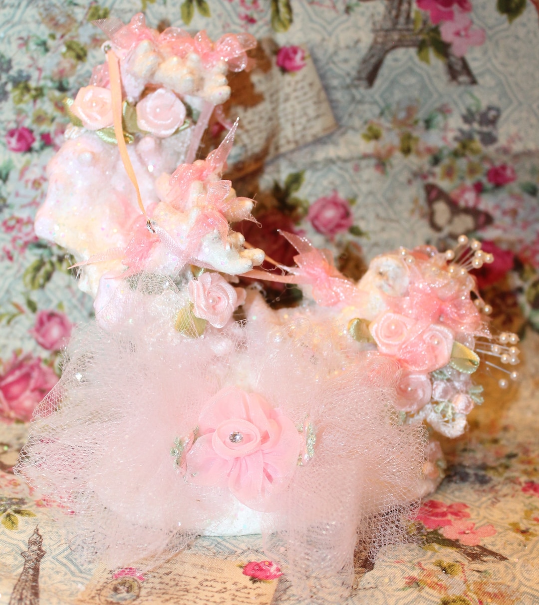 Shabby Pink Santa Claus Victorian Santa Farmhouse Pink Christmas Decor ...