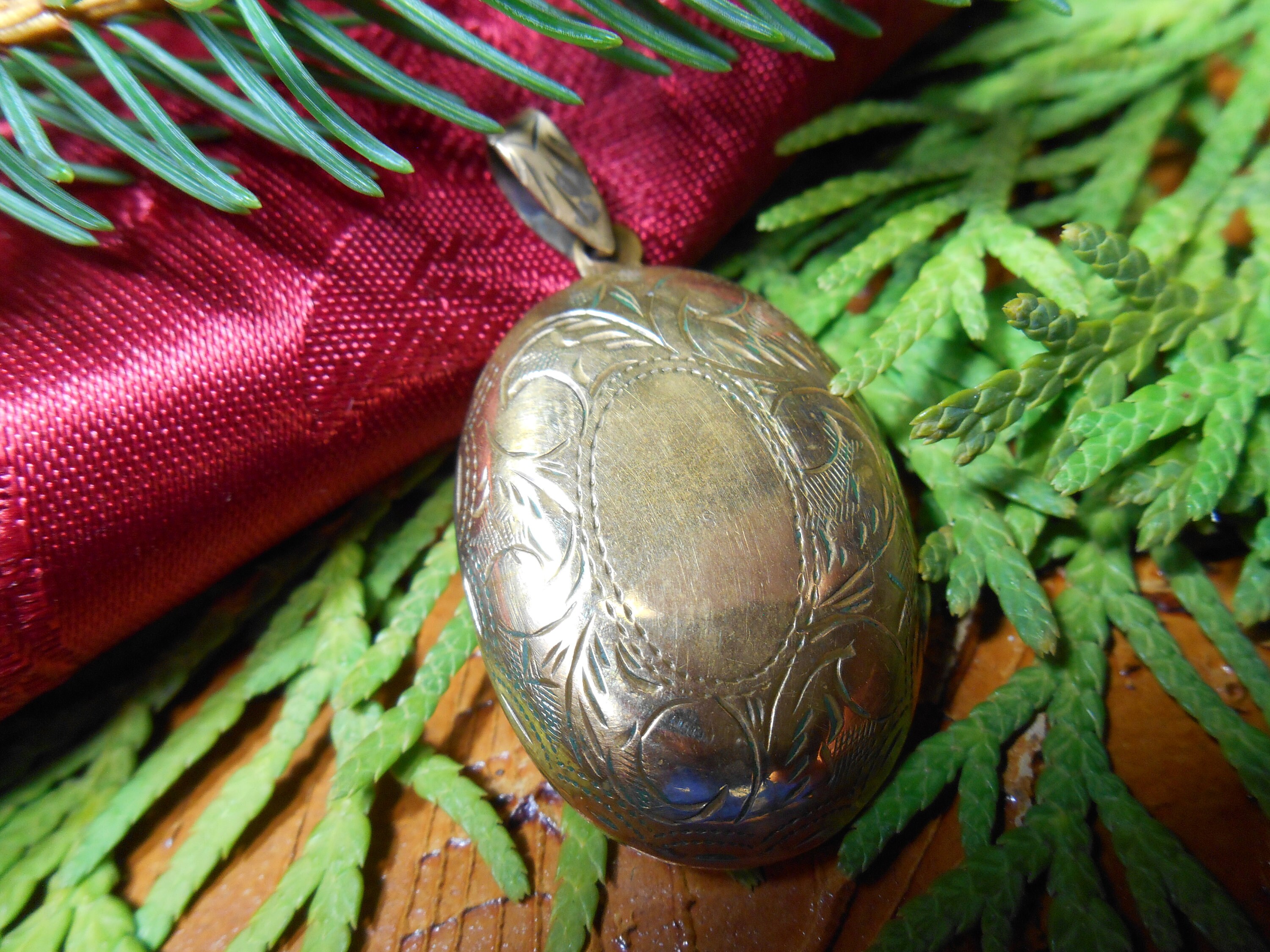 Old Medallion for a Photo. - Etsy