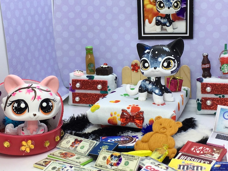 Littlest Pet Shop Custom Furniture Bed & Accessories Lps PET - Etsy