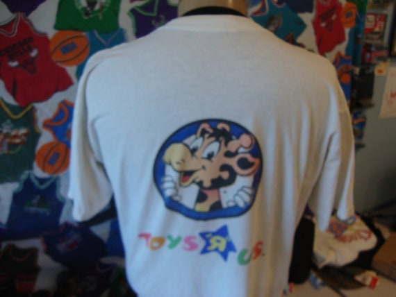 Vintage 90's Toys R Us Chase Bank Jeffery the Giraffe T - Etsy