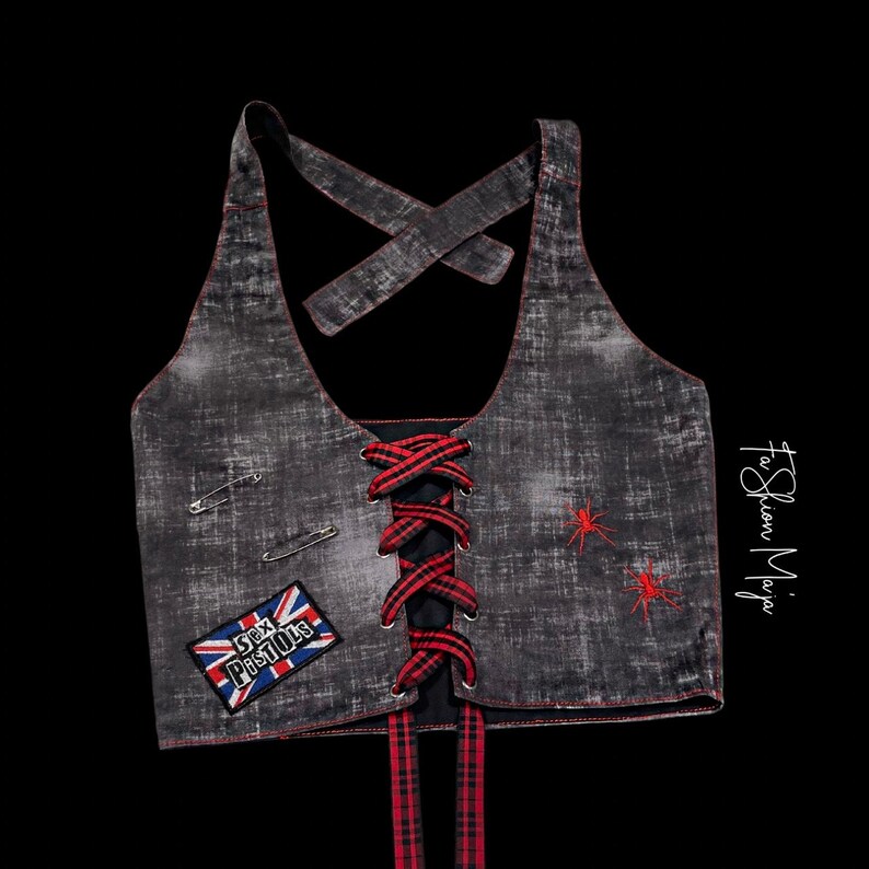 Alternative | Grunge | Goth | Punk | Emo | Rave | Festival Wear Lace-up ...