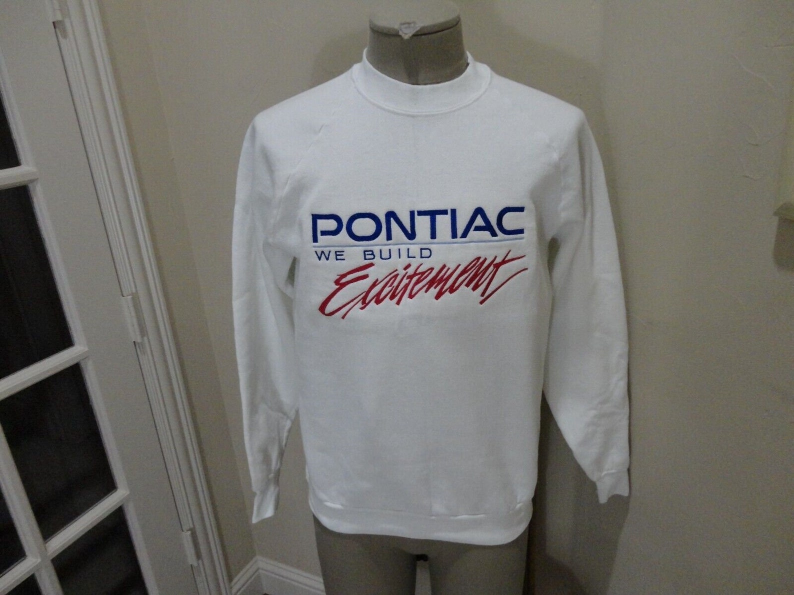 Vtg 90's White Embroidered PONTIAC Fruit of the Loom 50-50 Sweatshirt ...