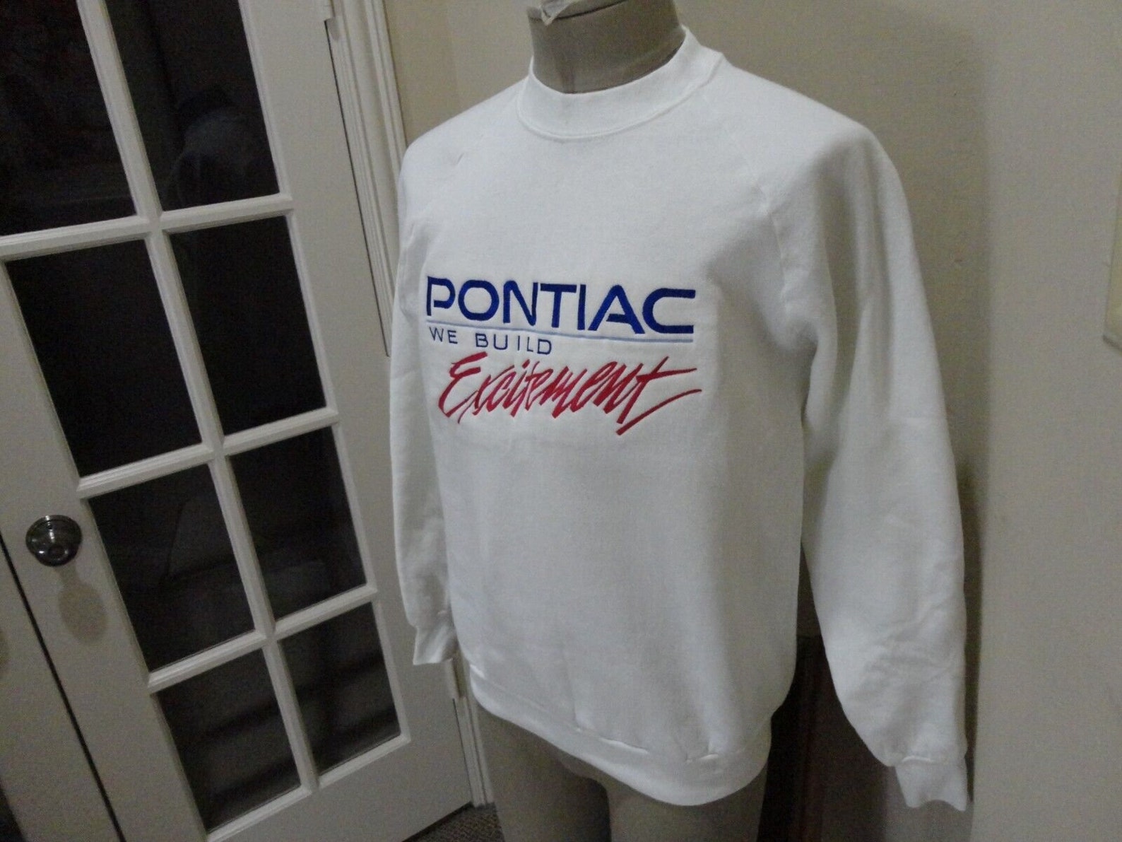 Vtg 90's White Embroidered PONTIAC Fruit of the Loom 50-50 Sweatshirt ...