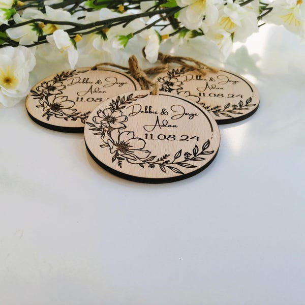 Personalized Wooden Family Reunion Ornament - Etsy