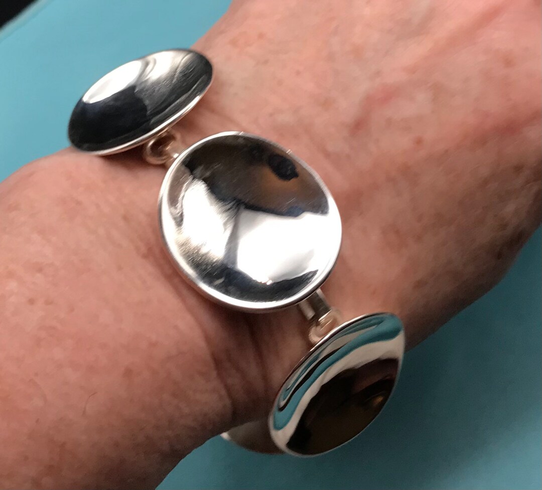 Robert Lee Morris RLM Studio Sterling Silver Saucer Bracelet Chunky Concave Disc Bracelet Big ...