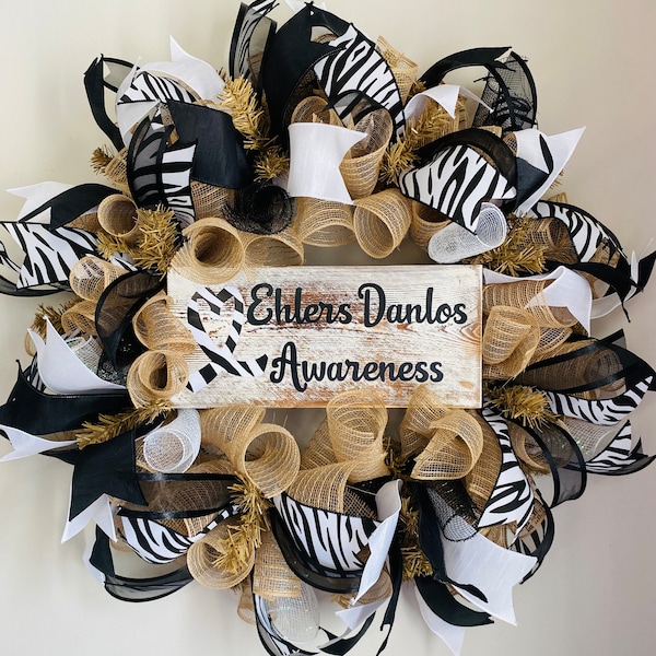 Zebra Wreath - Etsy