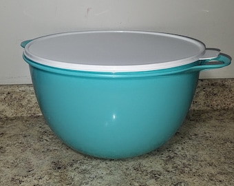 Tupperware Jumbo Red Thatsa Bowl 59 Cups White Double Tab Seal | Etsy