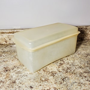 AS IS! Tupperware Sheer Bread Loaf Keeper Rectangle Box Storage ...