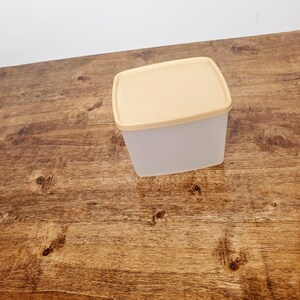 Tupperware Square Round Freezer Container 24 Oz #312 Beige Lid - Etsy