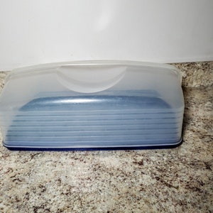 Tupperware Rectangle Bake N Take Cake Cupcake Taker Carrier Blue Clear ...
