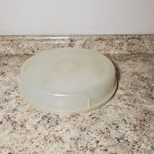 Tupperware 12 Round Cupcake Pie Taker Storage Container 242 - Etsy