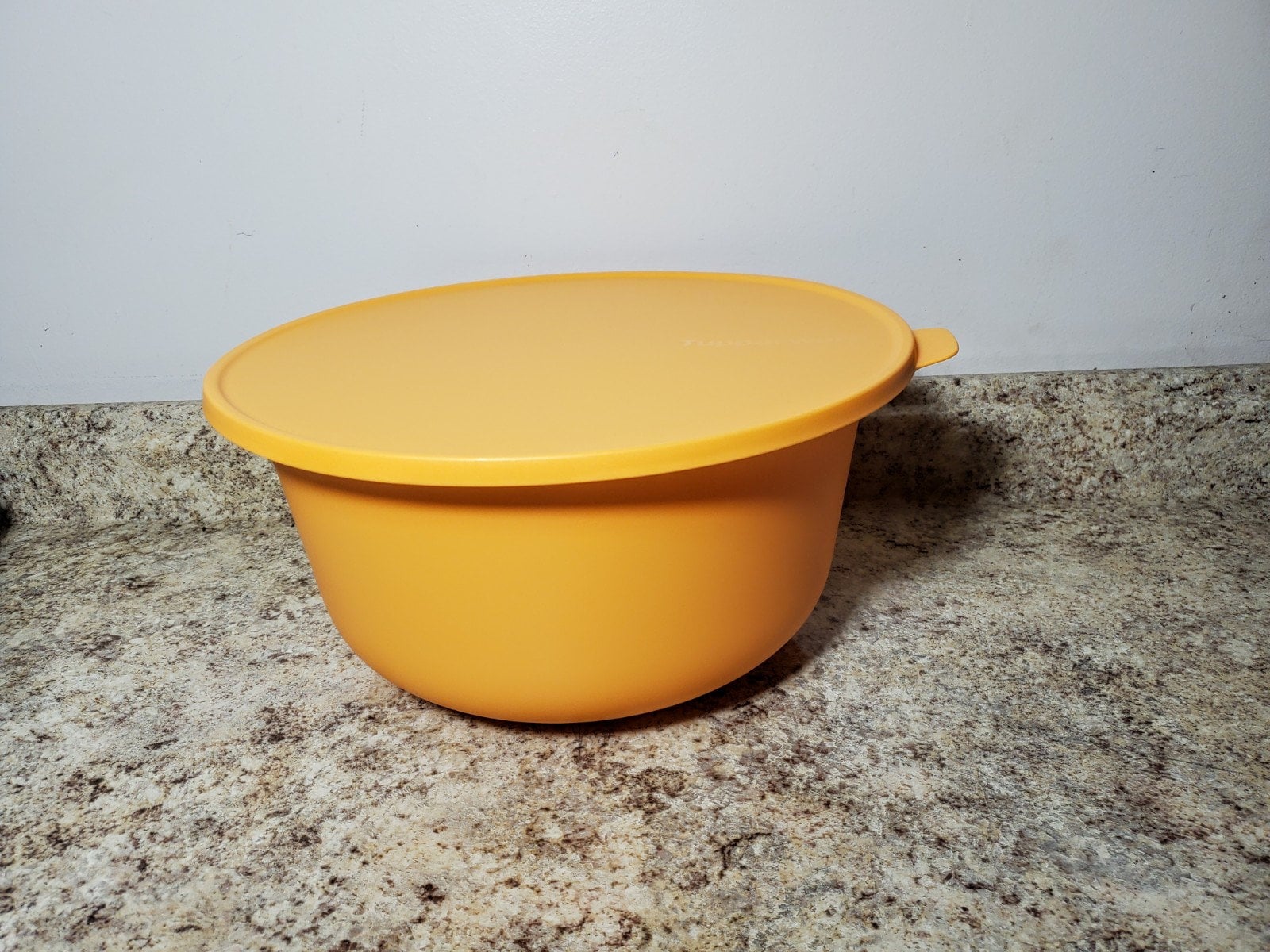 NEW Tupperware Flat Bottom Mixing Bowl Rare 31 Cup Orange 8661 - Etsy