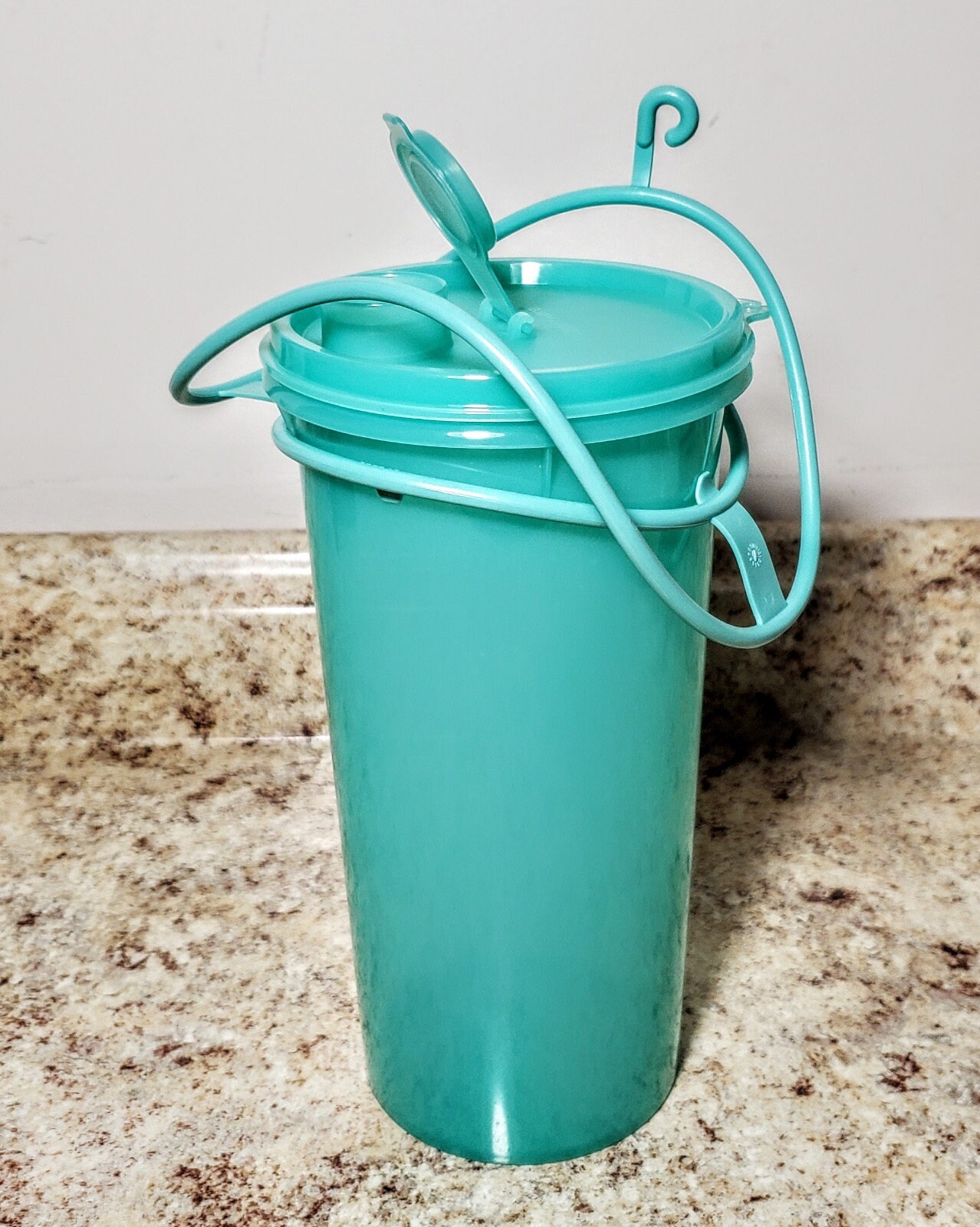 Tupperware Drinking Container Handolier 48 Oz Tumbler Pitcher - Etsy