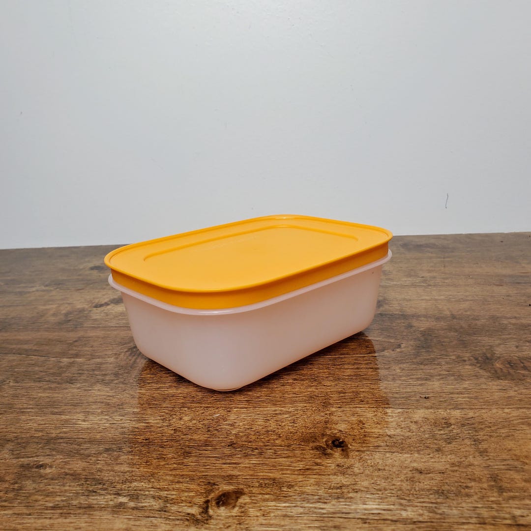 Tupperware Freezer Mates Plus Small Shallow 450ml Papaya Lid Container ...